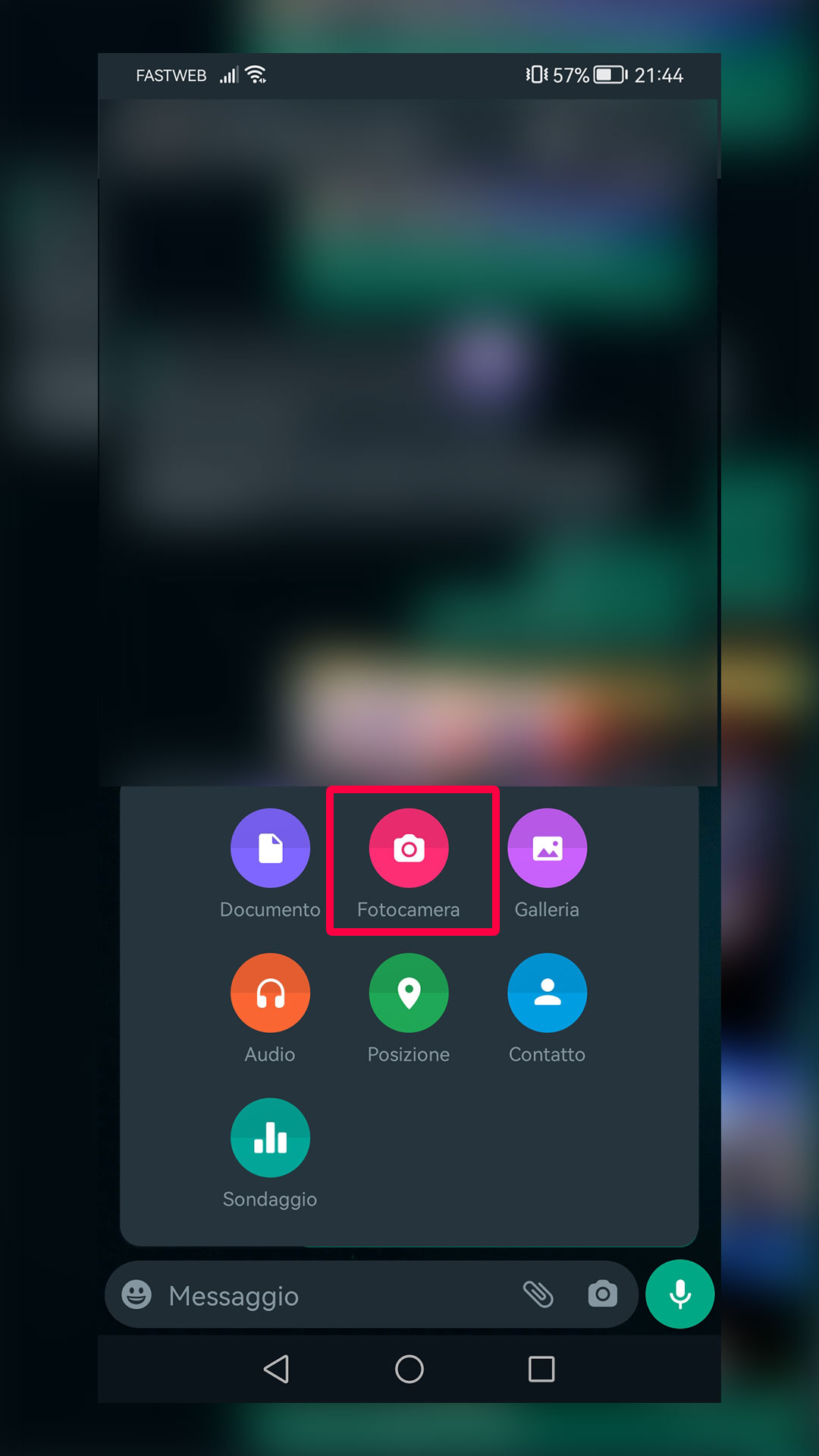 Come inviare foto che si autodistruggono su Whatsapp?
